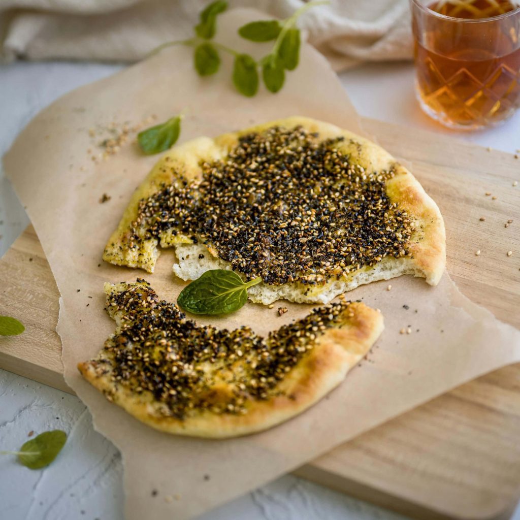 How To Make Manakish At Your Home? UAE Universe
