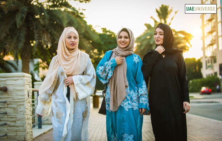 A Glimpse Into the Traditional Dress of UAE